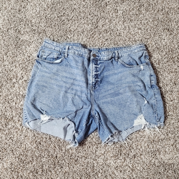 a.n.a | Shorts | Fray Hem Ana Denim Shorts | Poshmark